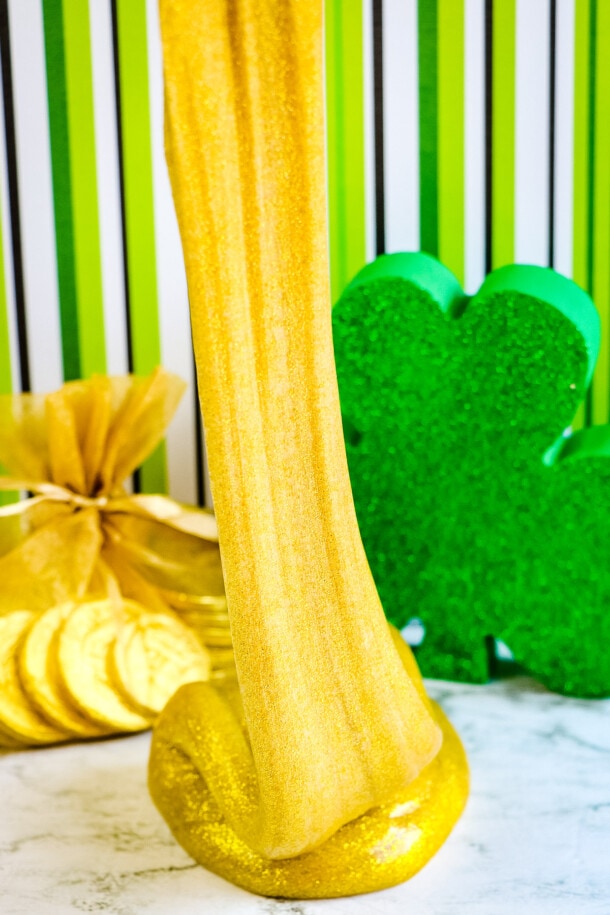 Pot of Gold Slime - St. Patrick's Day! - Kids Activity Zone
