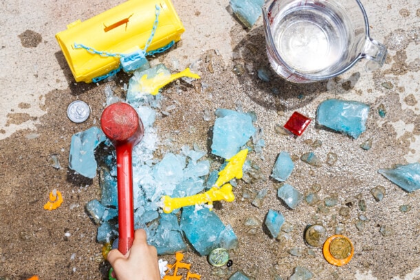 Ice Block Treasure Hunt - Pirate Themed! - Kids Activity Zone