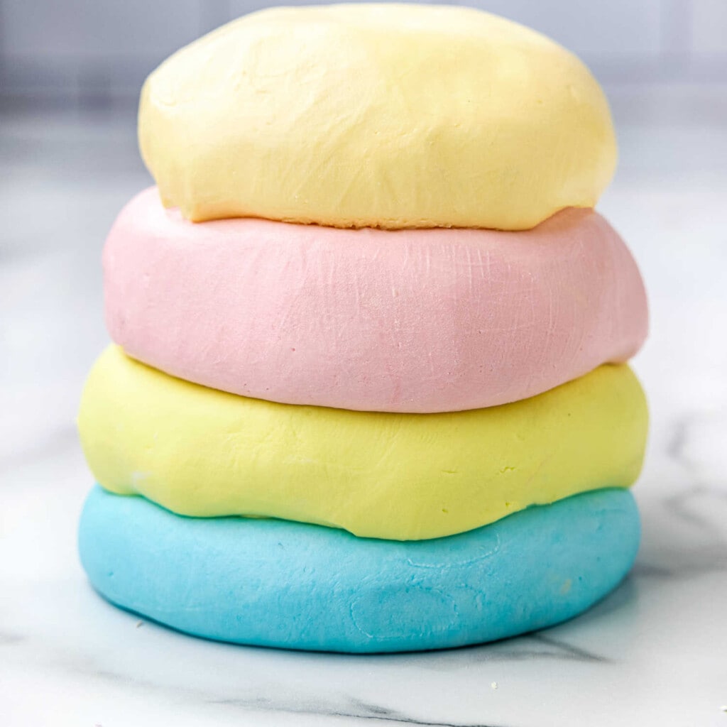 Cloud Dough - 2 Ingredients! - Kids Activity Zone