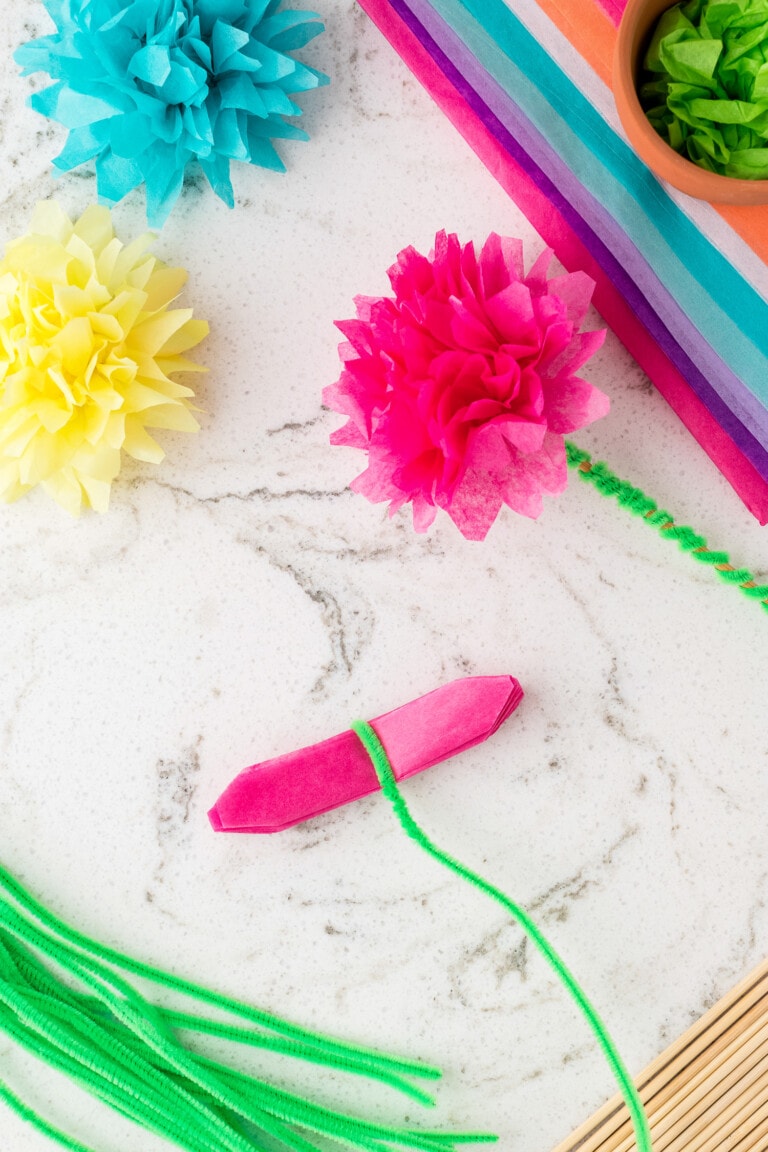 Easy to Make Tissue Paper Flowers! - Kids Activity Zone