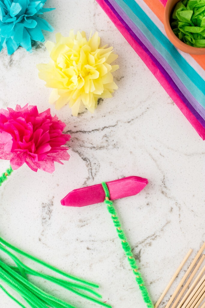 Easy to Make Tissue Paper Flowers! - Kids Activity Zone