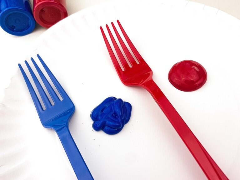 Paper Plate Fork Fireworks - Easy 4th of July Craft! - Kids Activity Zone