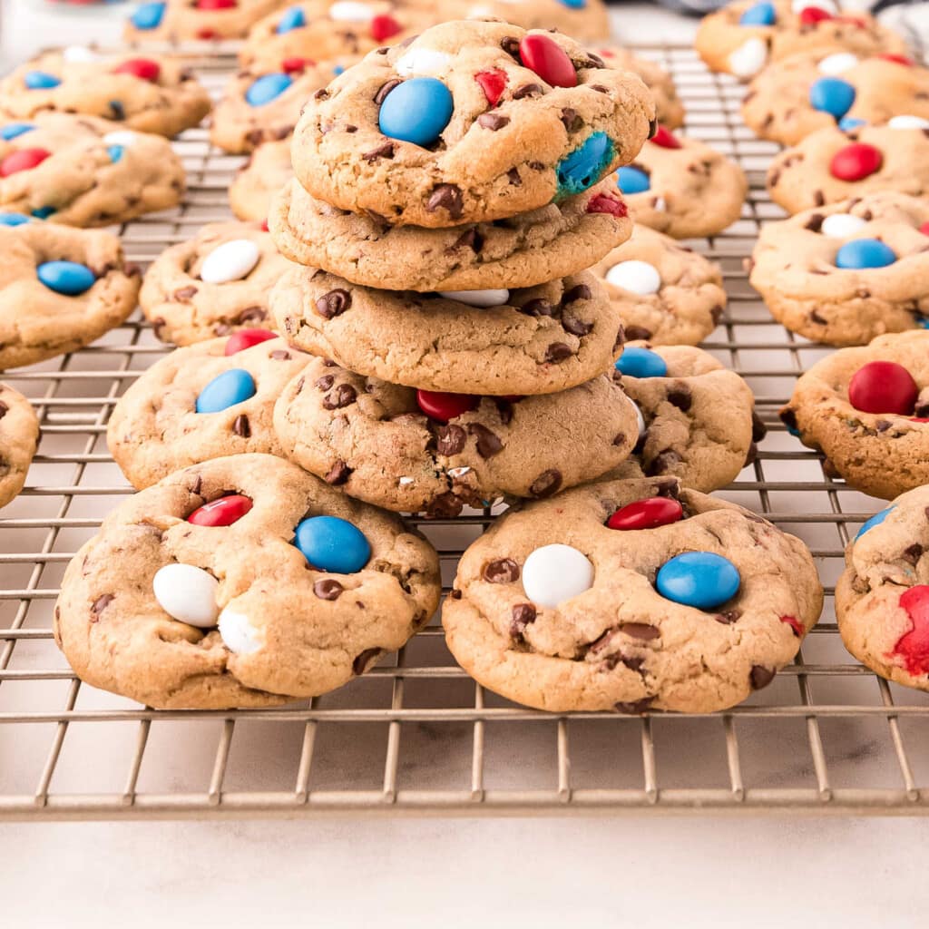 4th of July Cookies with M&Ms - Kids Activity Zone