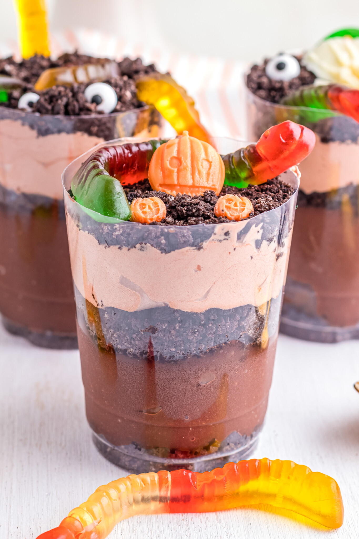 Halloween Dirt Cups - Kids Activity Zone