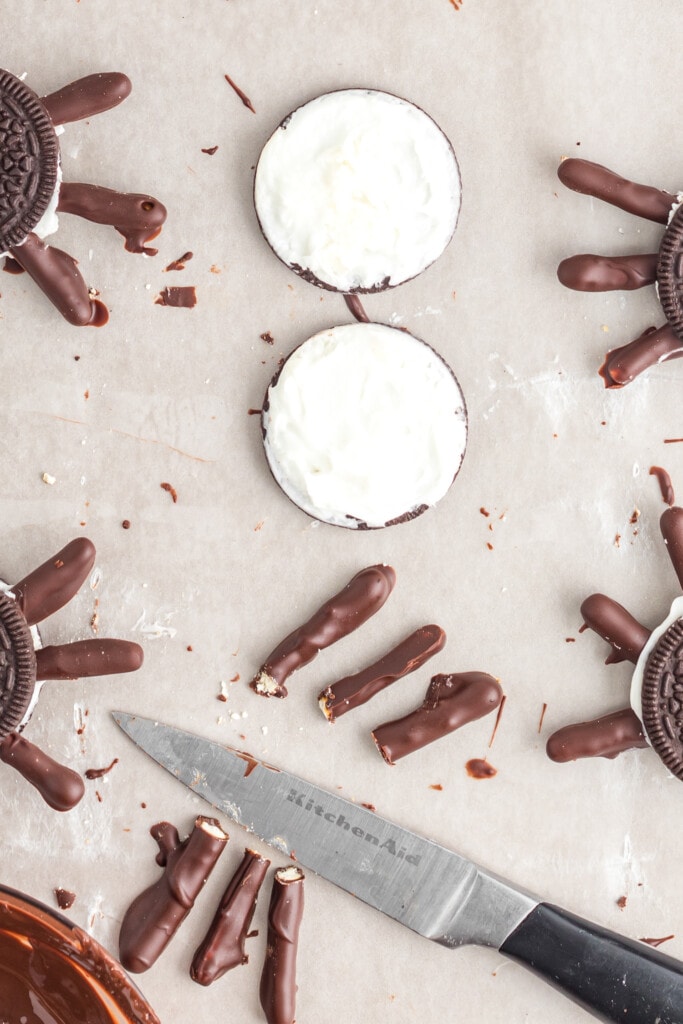 Oreo Spiders - Kids Activity Zone