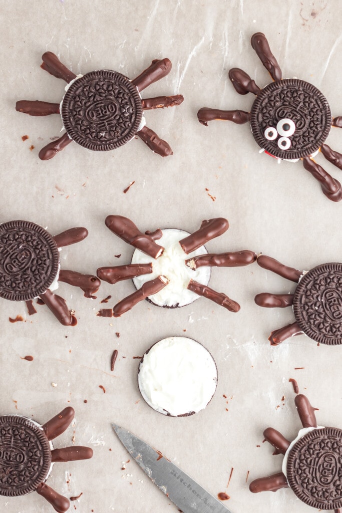 Oreo Spiders - Kids Activity Zone