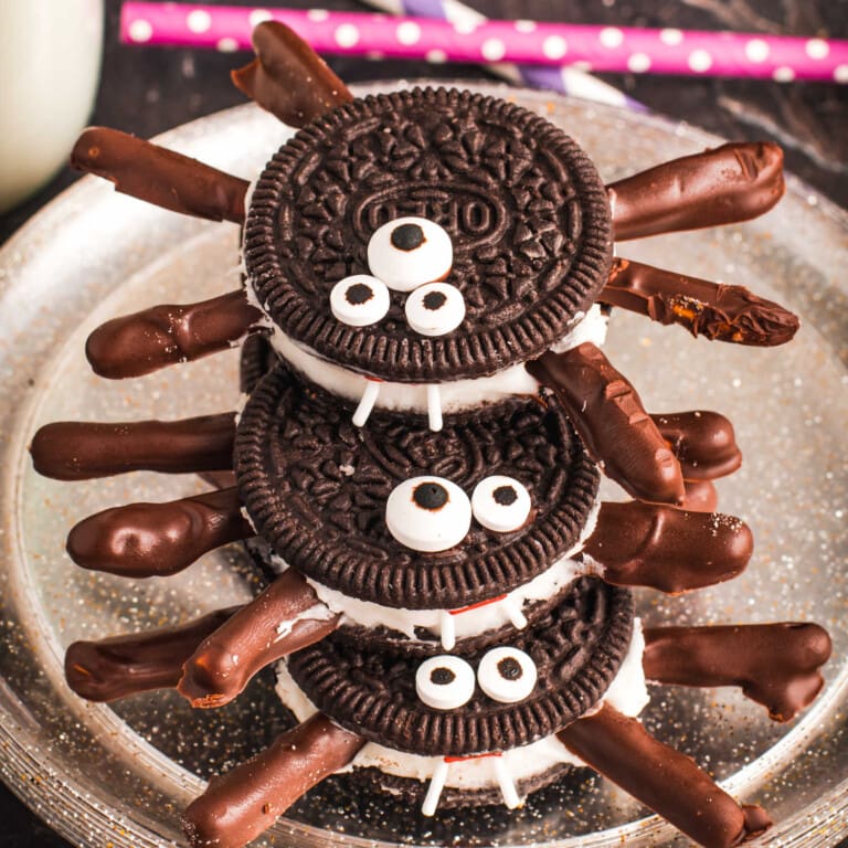 Oreo Spiders - Kids Activity Zone