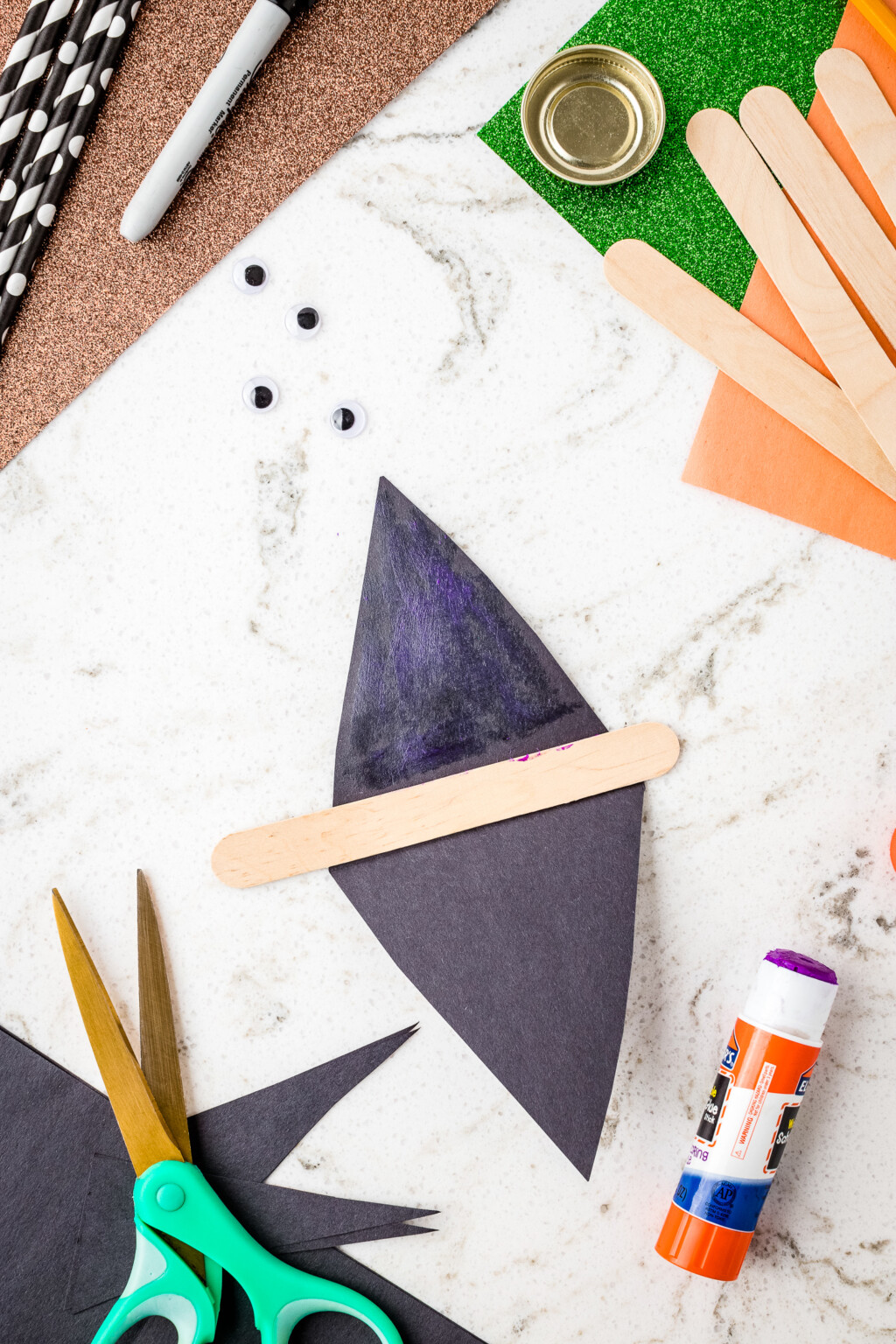 Witch on a Broomstick Craft - Kids Activity Zone