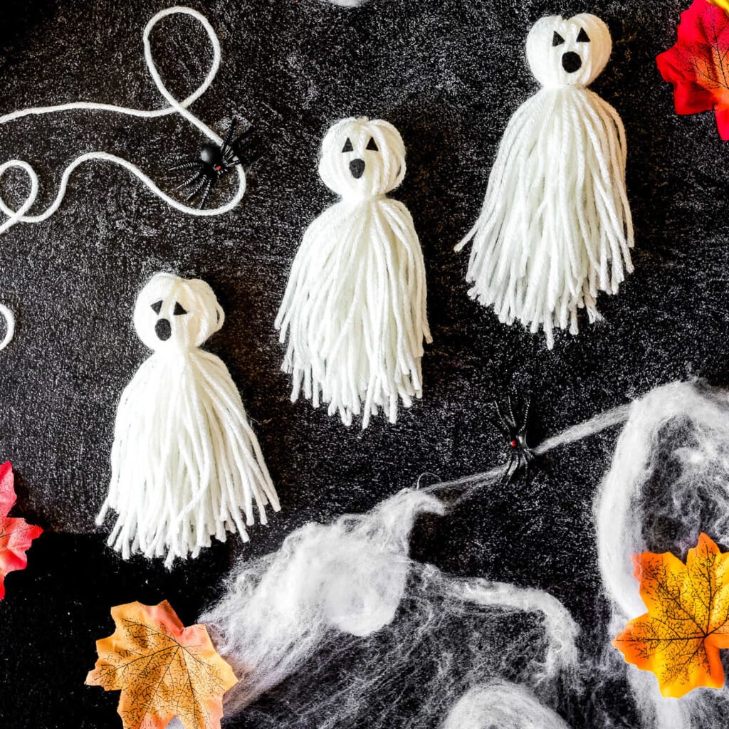 Yarn Ghosts - 10 Minute Craft! - Kids Activity Zone