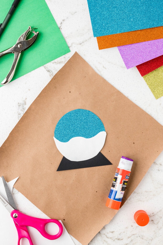 Snowglobe Craft - Kids Activity Zone