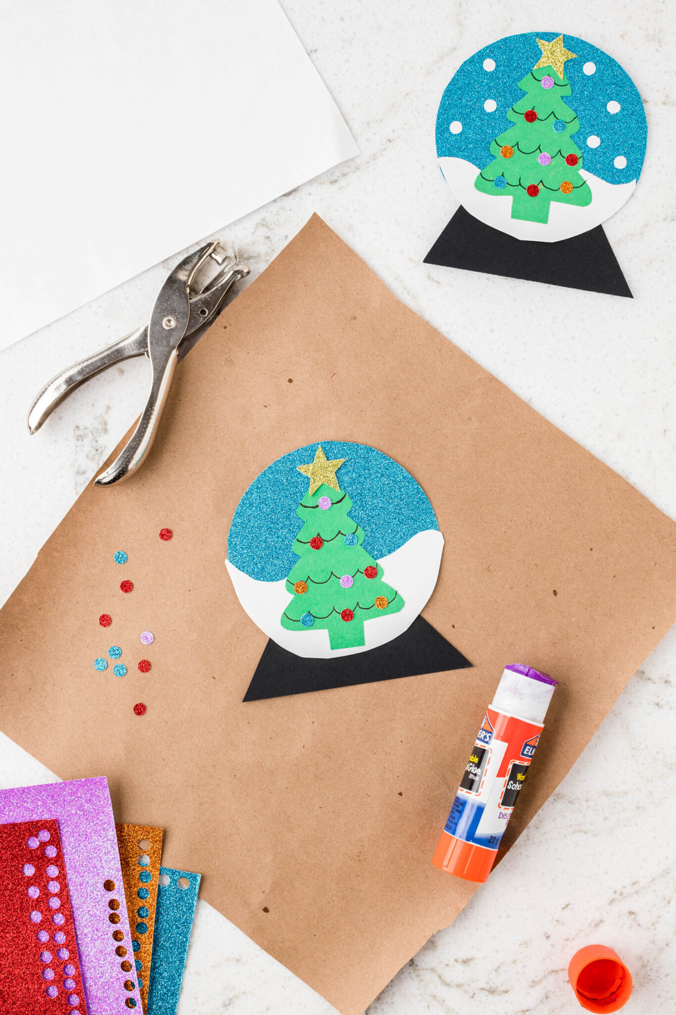 Snowglobe Craft - Kids Activity Zone