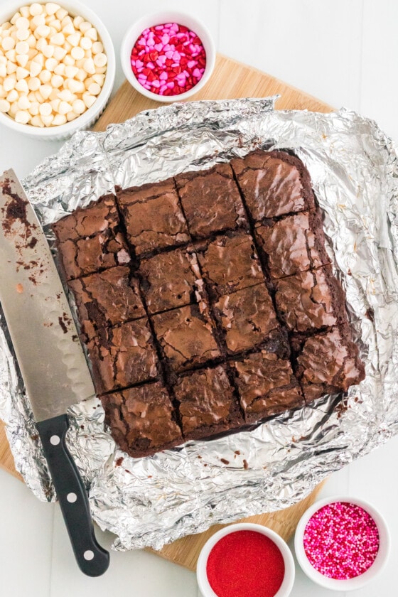 Valentine's Day Brownie Pops - Kids Activity Zone