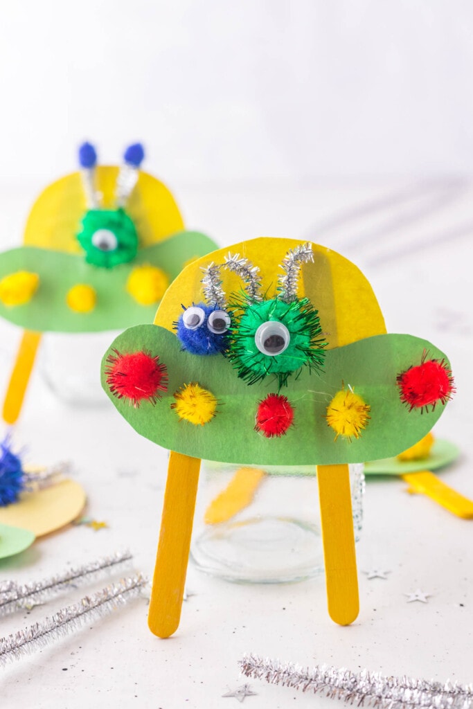 Alien Spaceship Craft - Kids Activity Zone