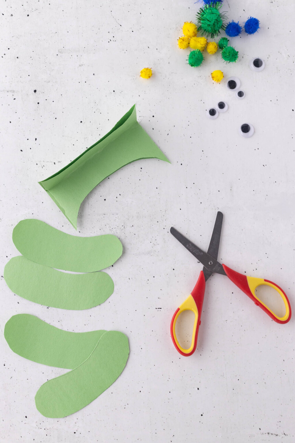 Alien Spaceship Craft - Kids Activity Zone