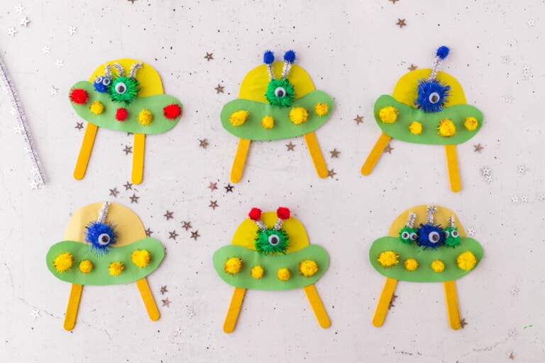 Alien Spaceship Craft - Kids Activity Zone