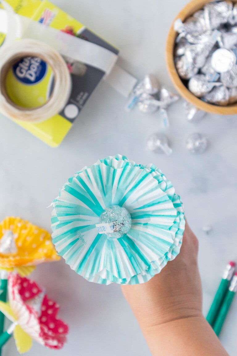 Flower Pencil Craft - DIY Teacher Gift! - Kids Activity Zone