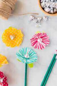 Flower Pencil Craft - DIY Teacher Gift! - Kids Activity Zone
