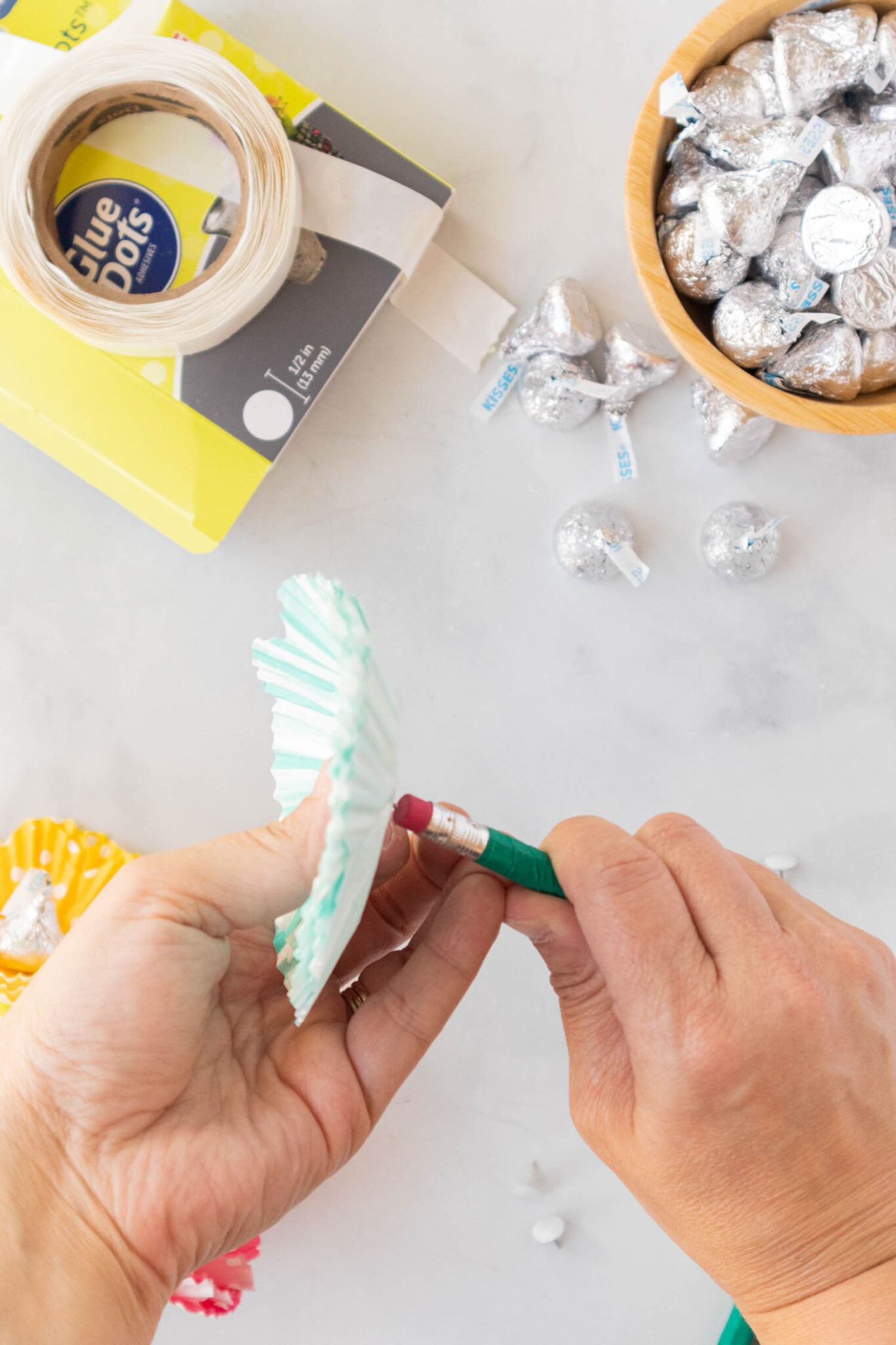 Flower Pencil Craft - DIY Teacher Gift! - Kids Activity Zone