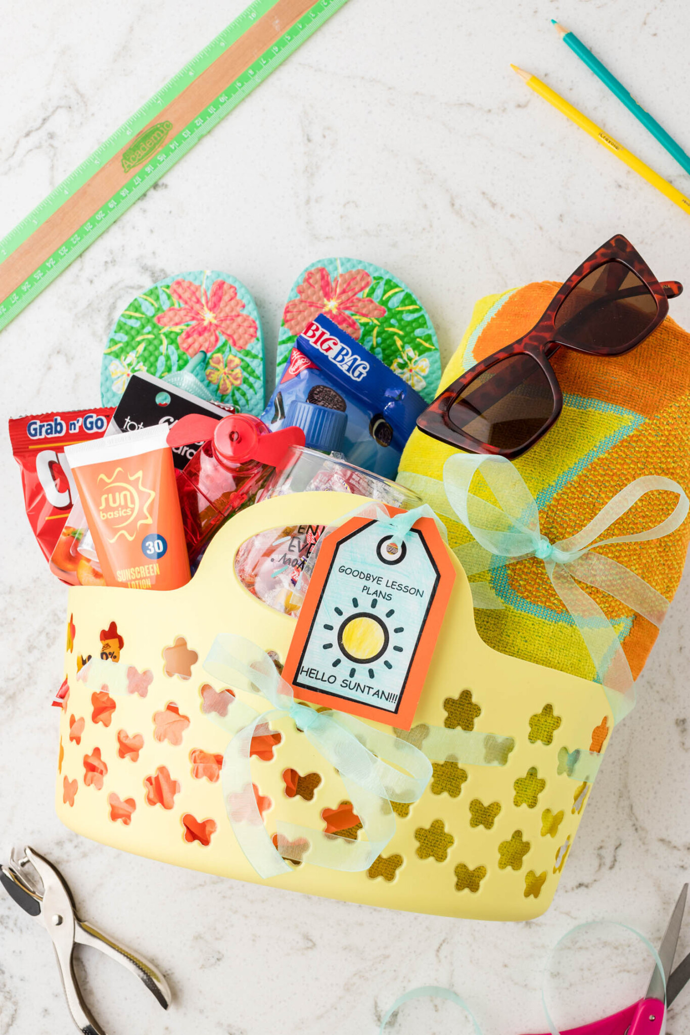 Teacher Gift Basket {Summer Themed} - Kids Activity Zone