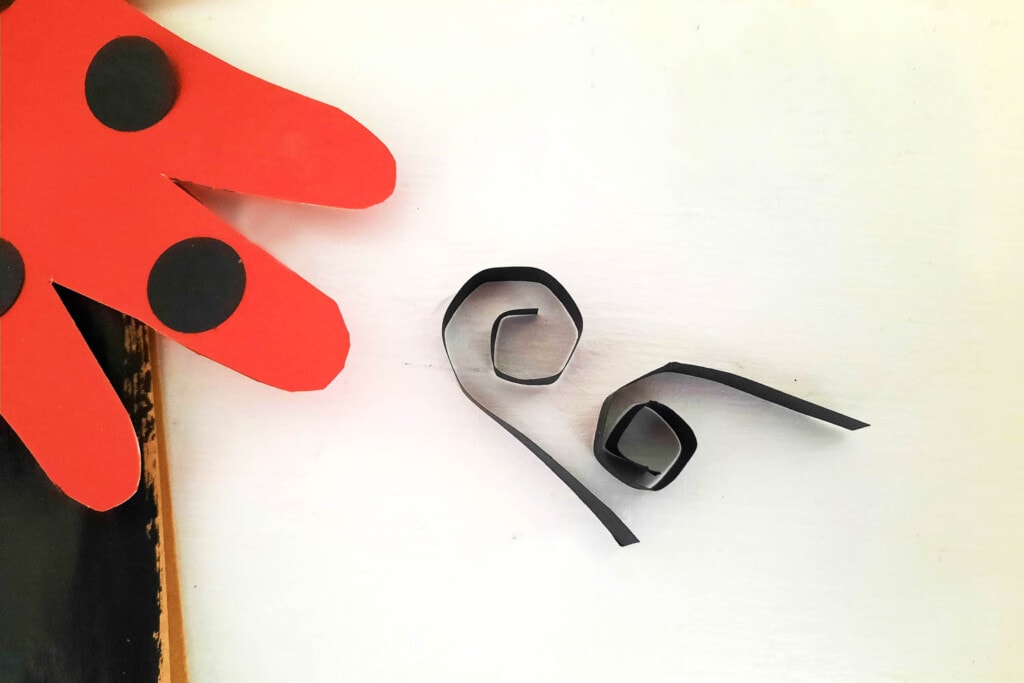 Ladybug Handprint Craft - Kids Activity Zone