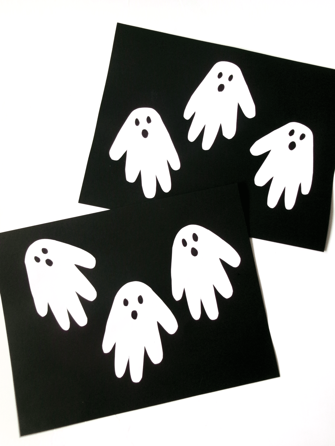 Handprint Ghosts - Kids Activity Zone