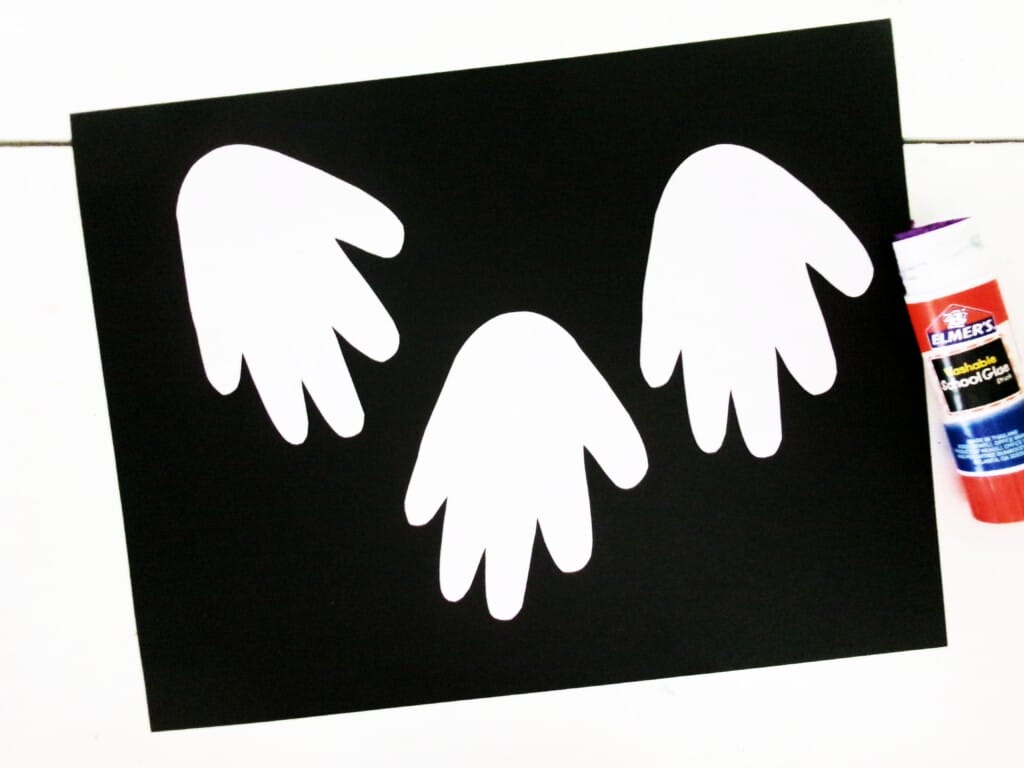 Handprint Ghosts - Kids Activity Zone