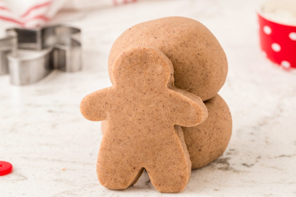 Gingerbread Playdough - Kids Activity Zone