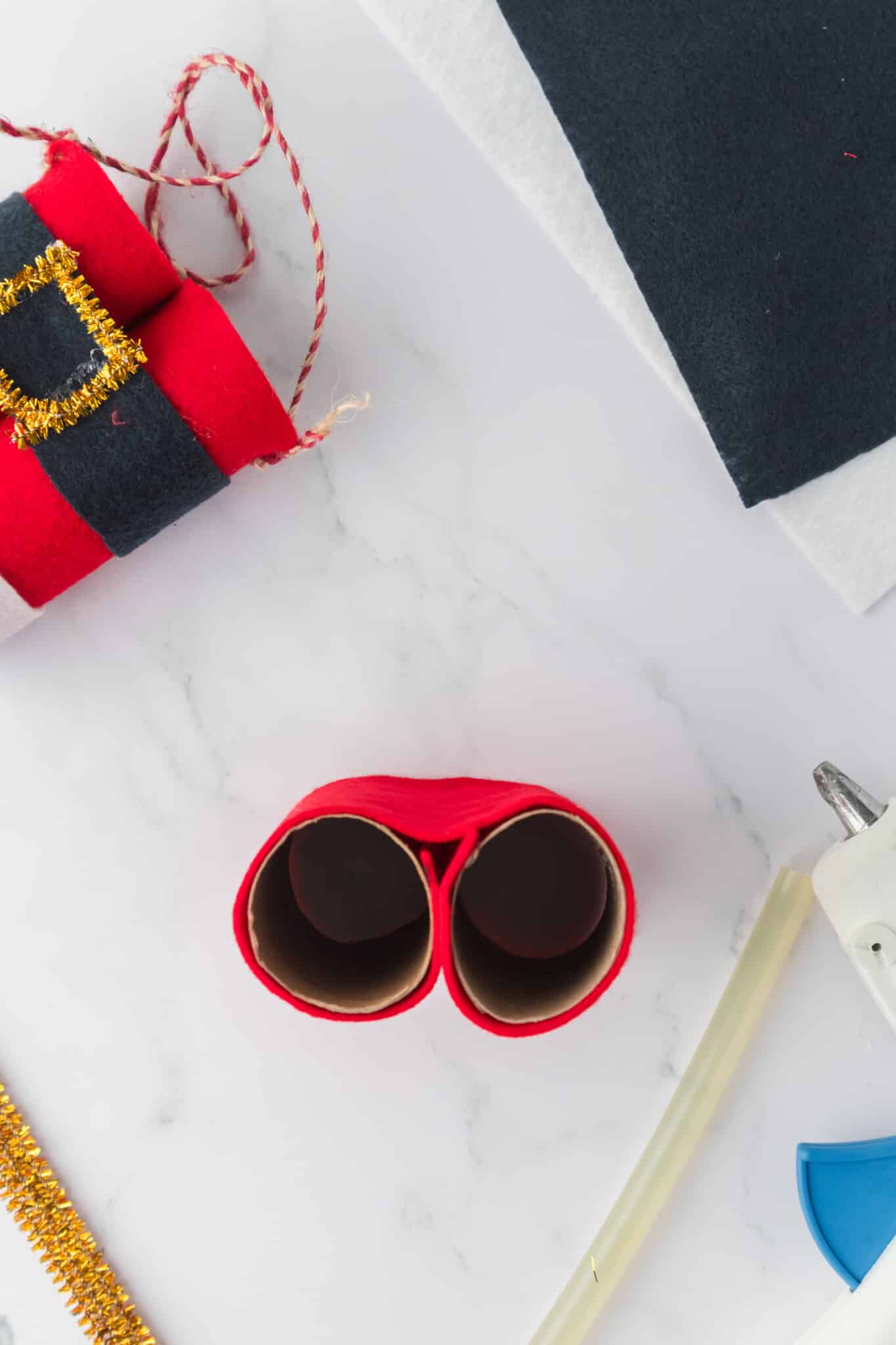 Santa Binoculars - Kids Activity Zone