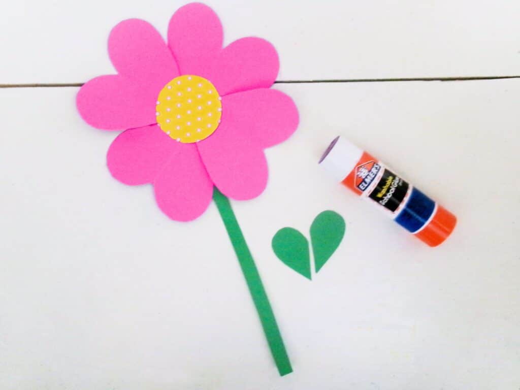 Heart Flower Bouquet - Kids Activity Zone