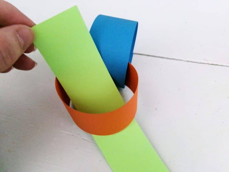 Paper Chain Snake - Kids Activity Zone