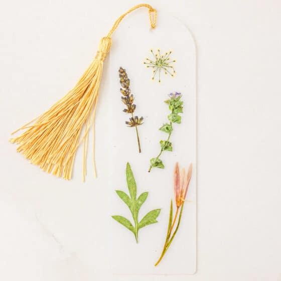 DIY Dried Flower Bookmarks - Kids Activity Zone